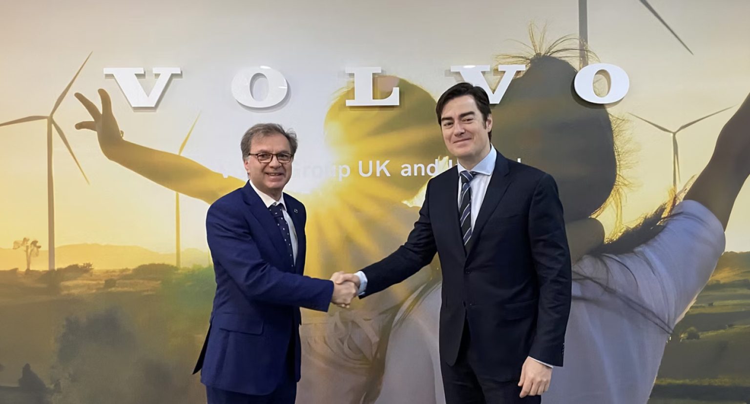 Volvo Bus UK & Ireland y UNVI anuncian un nuevo autocar de lujo - Unvi